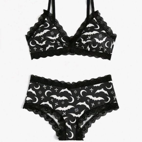 None | Intimates & Sleepwear | New Halloween Bra And Panty Set With ...